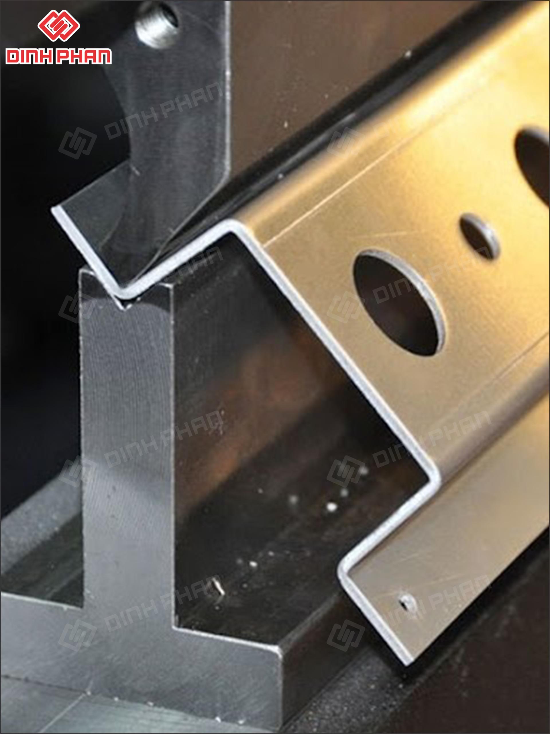 Chấn Inox Theo Yêu Cầu Tại TP. HCM - QUẢNG CÁO ĐINH PHAN