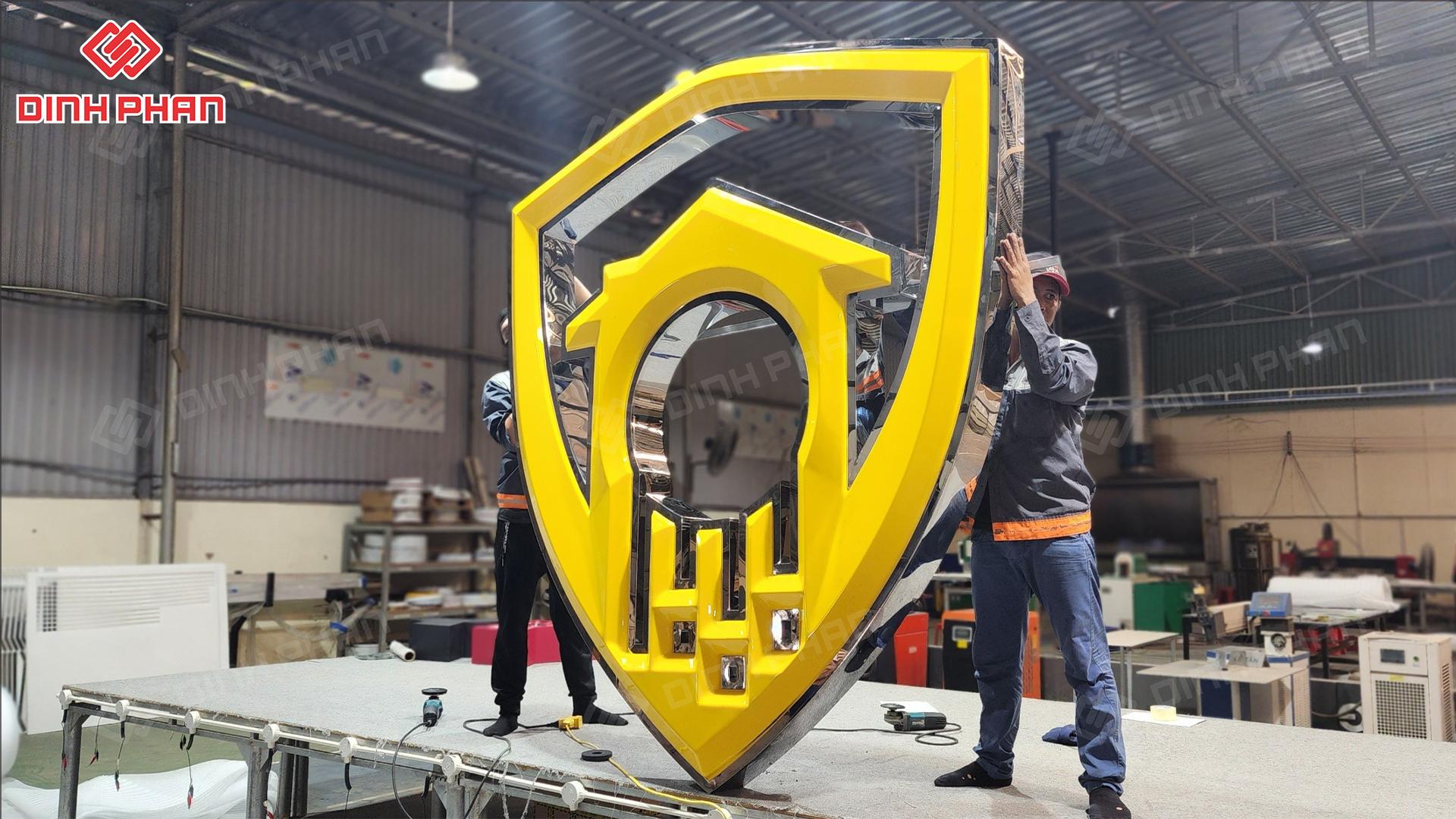 Bảng Hiệu Showroom Rita Võ Bình Thạnh