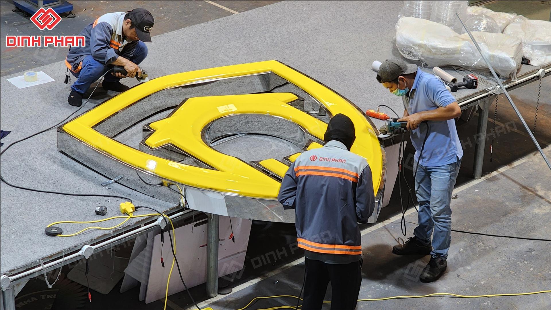 Bảng Hiệu Showroom Rita Võ Bình Thạnh