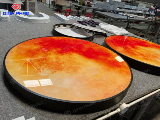 Làm Hộp Đèn Mặt Trăng Hot Trend, Giá Tốt