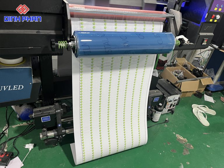 In UV DTF Tem Nhãn Mỹ Phẩm Garnier Số Lượng Lớn