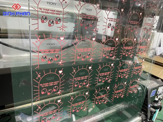 Xưởng Chuyên In Decal Trong Suốt Số Lượng Lớn